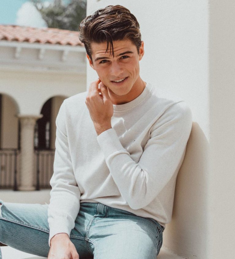 60 Best Medium Length Hairstyles and Haircuts for Men - 2018 - AtoZ ...